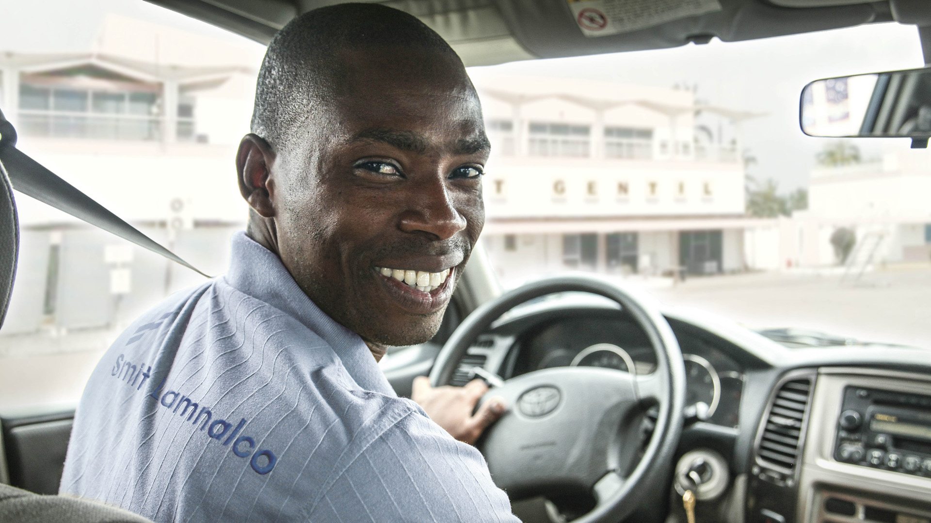 Driven by local expertise - Smit Lamnalco